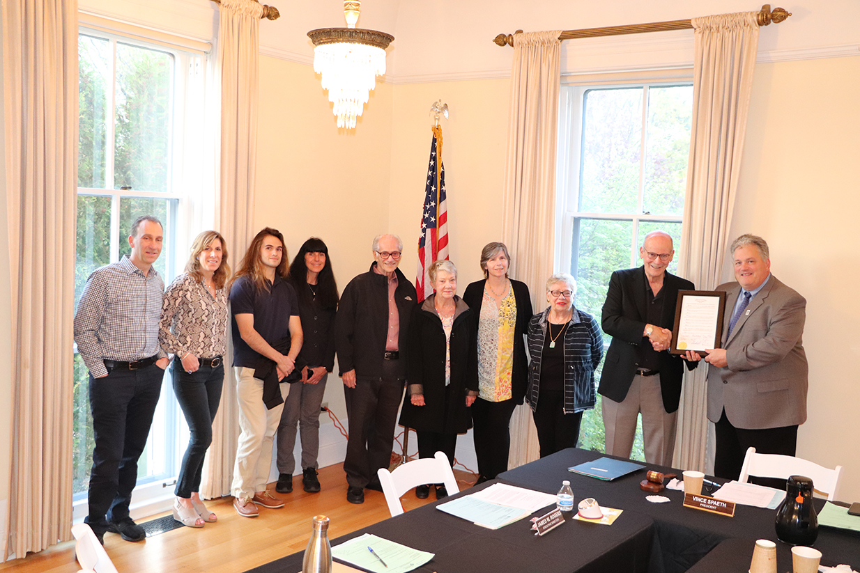 Lizzadro Museum of Lapidary Art recognized for contributions to Park ...